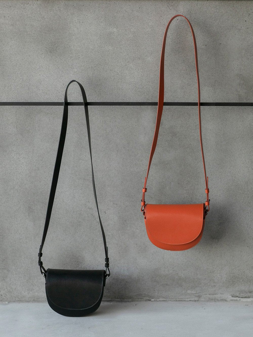 Perona I Bag-Cross-Body-Amber-In-Black